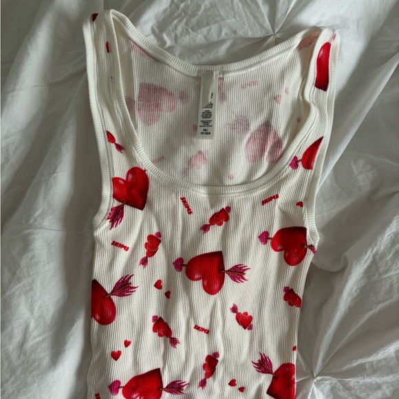 SKIMS | Tops | Skims Heart Ribbed Tank | Poshmark